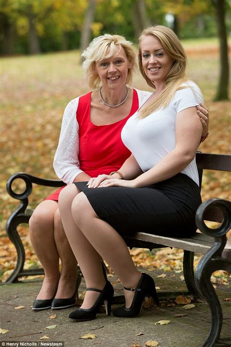 Overweight Mother And Daughter Lose 17 Stone Between Them On Secret Diets Daily Mail Online