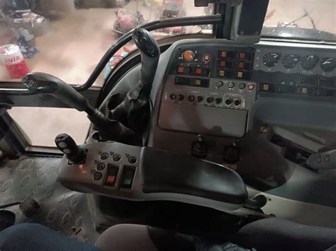 Valtra T ładna Tuz Wom Pneumatyka Mojsiki OLX pl