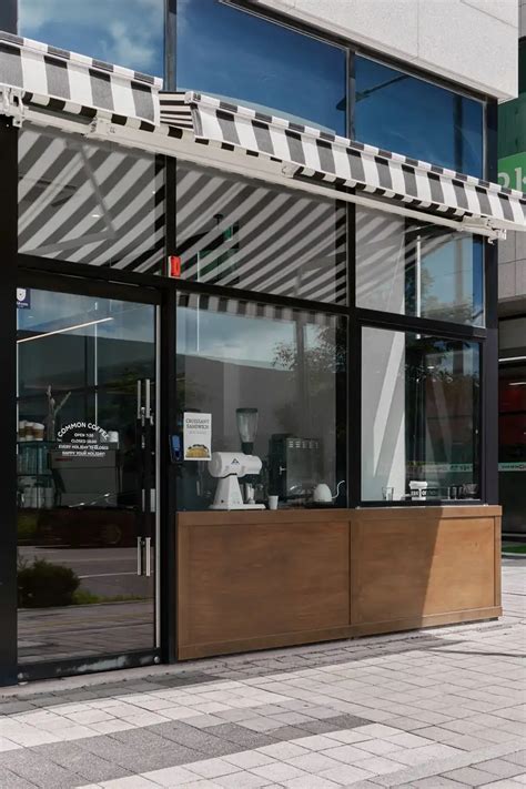 시크한 블랙 컬러 포인트 모던 30평 로스터리 카페 인테리어 인천 남동구 구월동