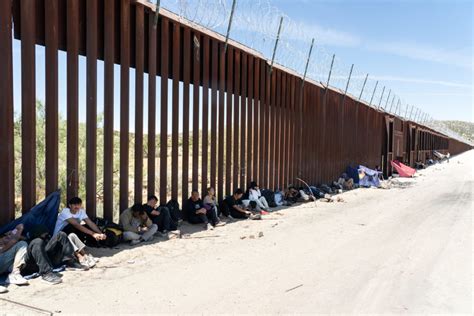 Bidens New Asylum Crackdown At The Southern Border Faces Lawsuit Pbs