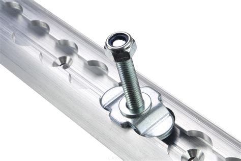 M8 Schraub Fitting Mit Mutter 0 30 Mm Für Airlineschiene