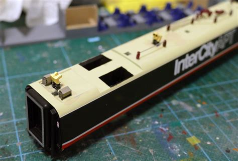 Modelling The Class 370 Apt P Authentic Sets