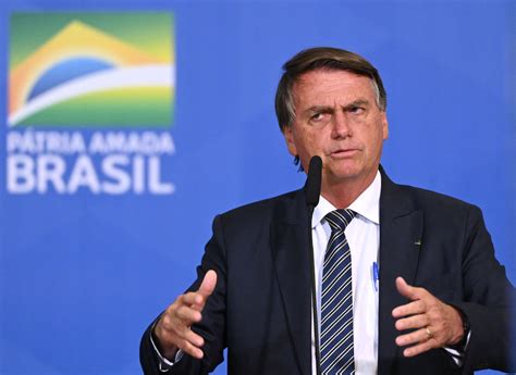 Opinión Bolsonaro Las Milicias Y Su Amenaza De Violencia En Las