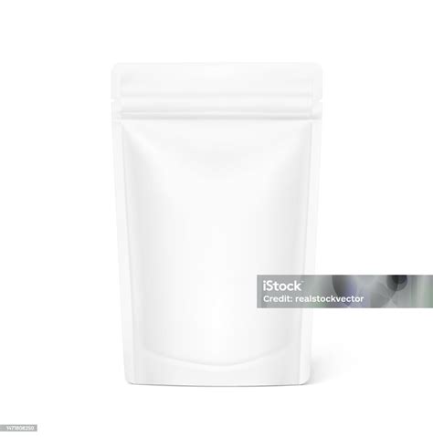 높은 현실적인 깨끗한 스탠드 업 파우치 가방 모형 흰색 배경에 격리된 벡터 그림 정면도 가방에 대한 스톡 벡터 아트 및 기타 이미지 Istock