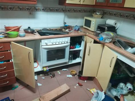 Herida una mujer por la explosión de una bombona de gas que destrozó la cocina de una vivienda