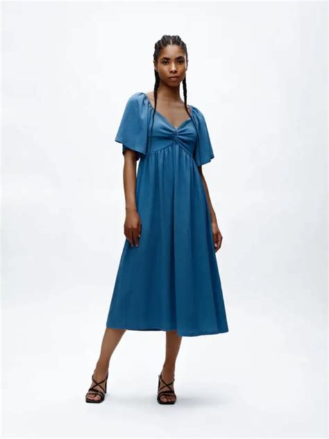 Estos 10 vestidos de Lefties son los únicos que necesito para vestir elegante todo el verano