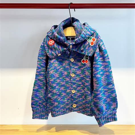 베베드피노 대전원신흥점 도안점 깔끔 심플 하지만 베피만의 귀여운 포인트는 빠지지 않고 들어가 있는 베이비라인” 레이첼 덤블 퍼 카라 덕다운 재킷 입니다💓 사랑스러운