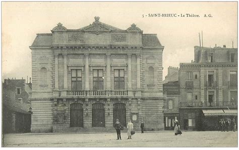 SAINT BRIEUC Le Théâtre et Café de l Univers avec Restaurant du Théâtre