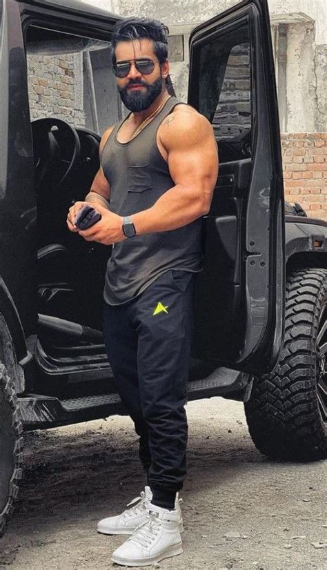 Rajveer Shishodia Rajveer Fitness Height Age Caste Girlfriend
