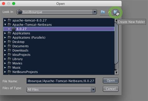 Python Vs MATLAB Treating Numbers Approaching Machine Precision