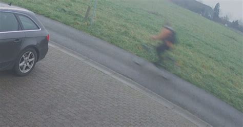 Man 42 Die Verdacht Wordt Van Verkrachting 14 Jarig Meisje Werd 20