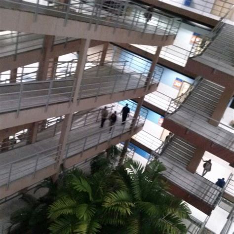 UNI7 - Centro Universitário 7 de Setembro - Universidade em Fortaleza