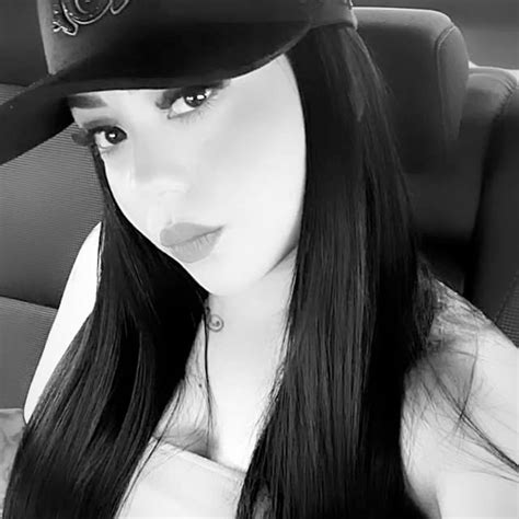 Lizeth Suárez Lizeth Suarez001 • Threads Say More