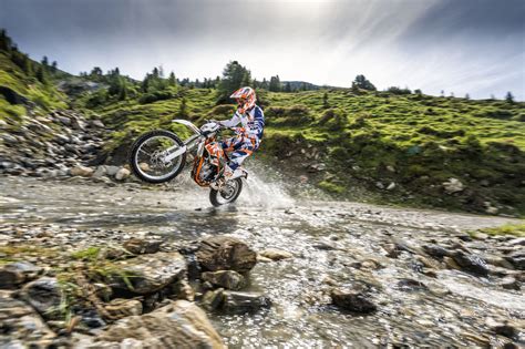 Motorrad Vergleich KTM Adventure Vs KTM Freeride