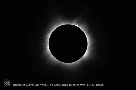 Foto Gerhana Matahari Total 20 April 2023 Observatorium Bosscha