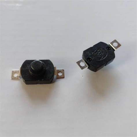 สวิทช์ ปุ่มกด ไฟฉาย Switch กดติด กดดับ On Off Flashlight Switch 2 ขา