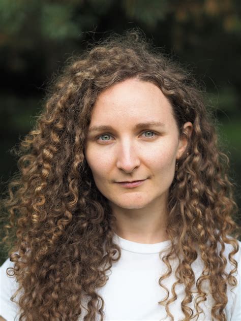 Eilís Carey Film Tv Performer And Voiceover Artist Screenwest Ie