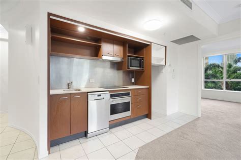 Sold 23 Ferny Avenue Surfers Paradise Qld 4217 On 05 Jun 2024