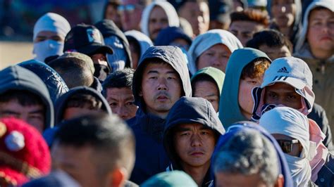 Chinese Migrants Make Multi Country Trek To Us Southern Border I Just