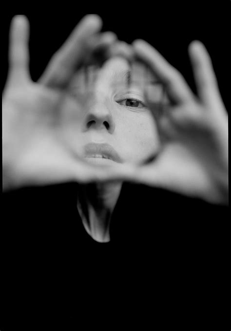 Amanda Collin In Schön Magazine Online 2020 By Dennis Stenild