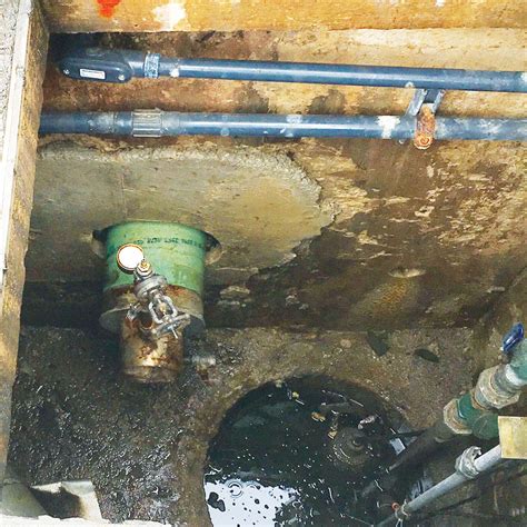 Manhole Leak Detection Rovanco Piping Systems
