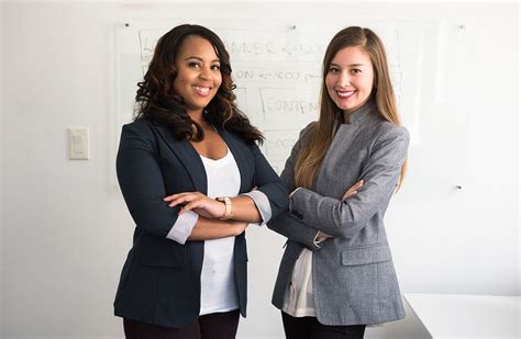 Por qué necesitamos más empresas lideradas por mujeres Rumbo Económico