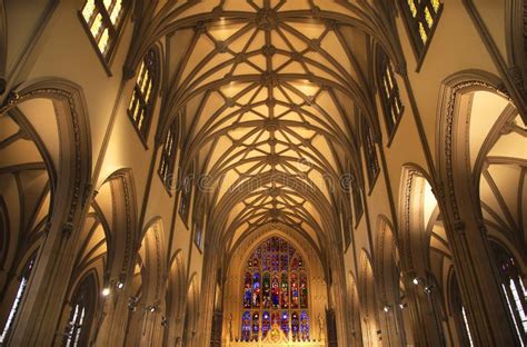 Vidro Manchado Do Interior De New York City Da Igreja Da Trindade Imagem De Stock Editorial