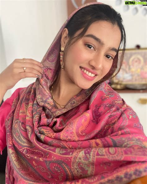 Actress Ramola Hd Photos And Wallpapers January 2025 Gethu Cinema