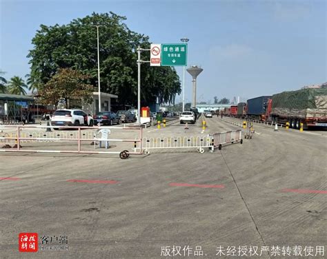 海口两港停航致2200多辆车滞留！天气转好能否通航？相关负责人这样说