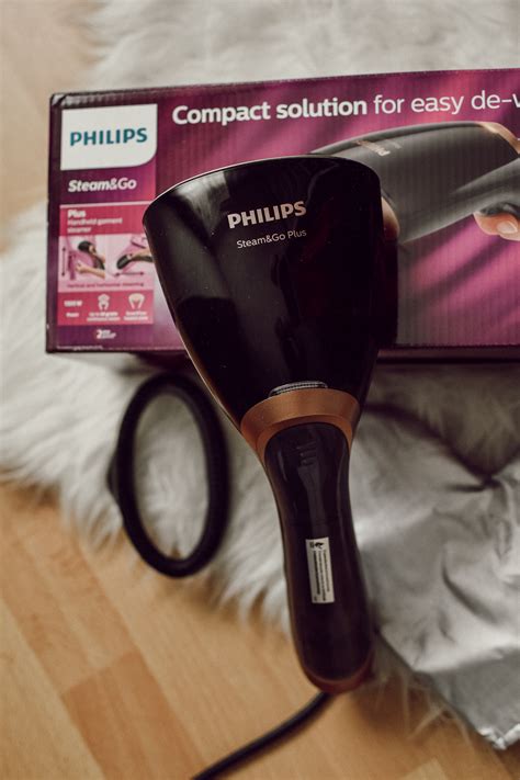 Philips Steam & Go Plus-7 | The Chic Advocate