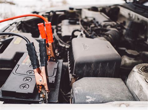 Voiture Comment Changer Sa Batterie Delivauto Rachat De Voiture