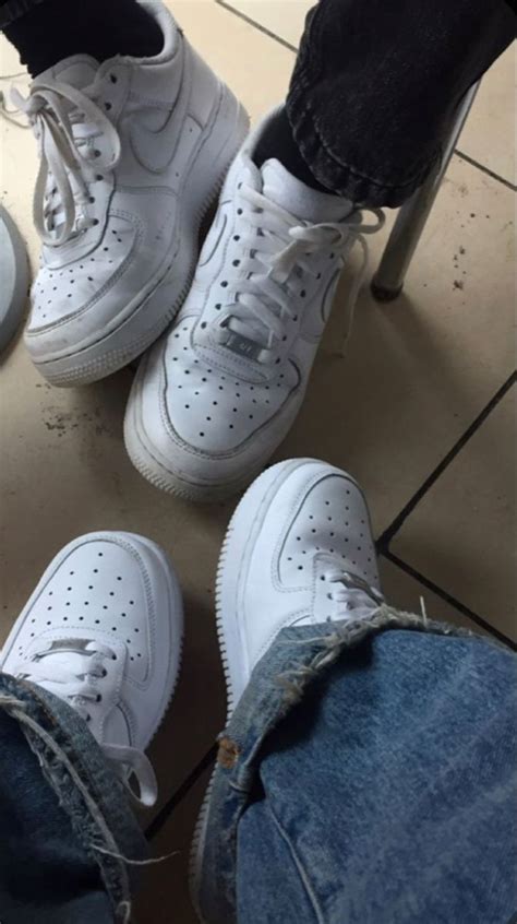 Pin By Guille Alonso On Passion For Fashion White Nike Shoes White