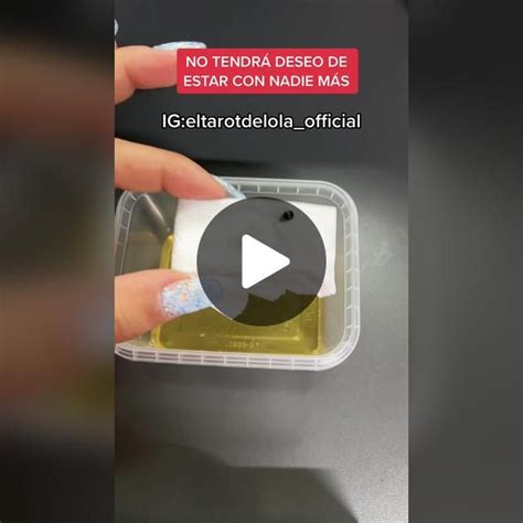 Tiktok · Lola Tarot Twitter Image Coding