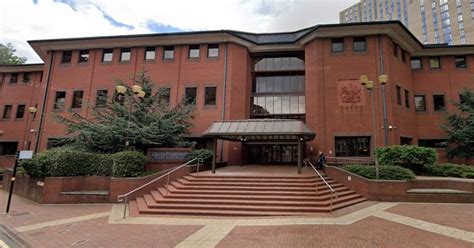 Snoring Juror Thrown Out Of Court After Falling Asleep At Trial News