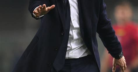 Juve Allegri Bisogna Avere Vergogna Di Essere Solo A 15 Punti