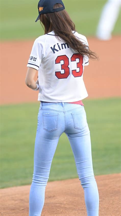 ボード「jeanspants」のピン デニム ファッション レディースジーンズ セクシージーンズ