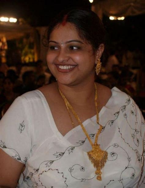 Mantra Raasi Actress