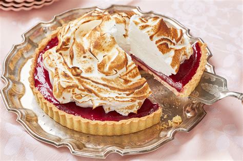 Mile High Raspberry Meringue Pie Recipe