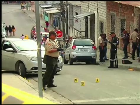 Madre De Familia Acribillada Cerca A Una Escuela Rts Siempre Contigo