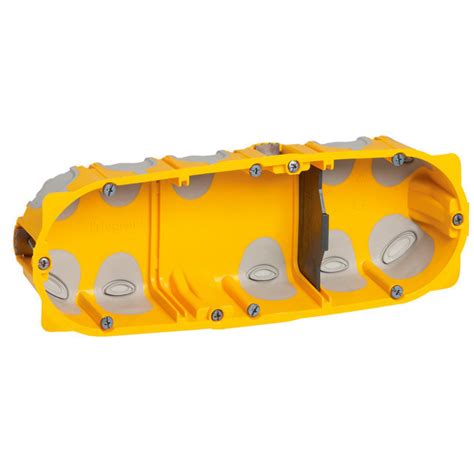 Legrand 080023 Batibox süllyesztődoboz hármas doboz gumis 40 mm