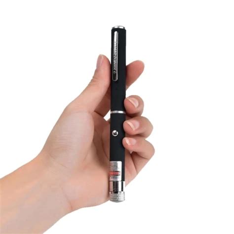 เลเซอร์ สีเขียว 500 Mw Green Laser Pointer แถม แบต2ก้อน Paponkanchitgoorojanawong Thaipick