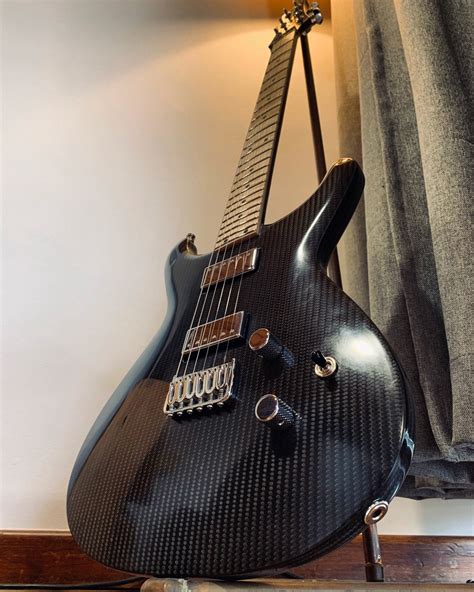 [gear] I Made A Carbon Fibre Electric Guitar From Scratch Guitar