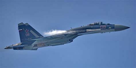 Хятадын 30 онгоц Тайванийн агаарын хилийг зөрчжээ