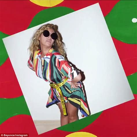 Beyonce Rocks A Patterned Mini Dress As She Twerks Daily Mail Online