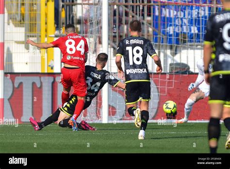 Monzas Patrick Ciurria Left Scores His Sides Opening Gaol During
