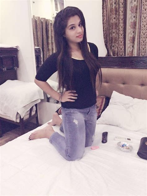 Low Cost Call Girls In Paharganj 9643077921 New Delhi By Deepika