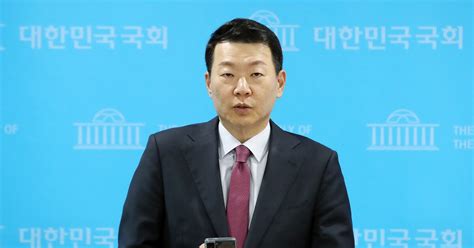 與 “5·18 정신은 특정 정치세력 전유물 아냐 韓 민주화 상징” 조선비즈