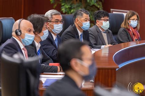 保安司司長黃少澤列席立法會全體會議，細則性討論及表決《修改第12001號法律〈澳門特別行政區警察總局〉》法案和《修改第92002號法律
