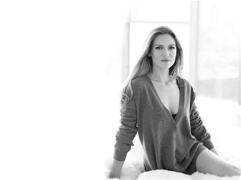 Anna Torv Wallpaper Wallpapersafari