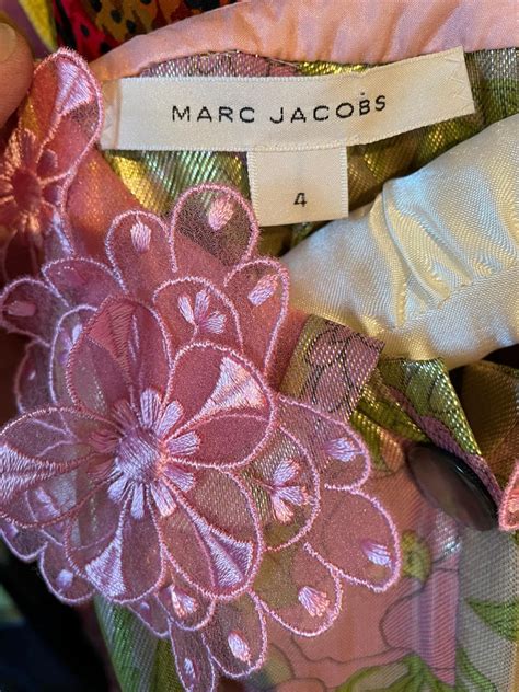 Marc Jacobs Collection Shiny Silk Floral Belted Sleeveless Dress For